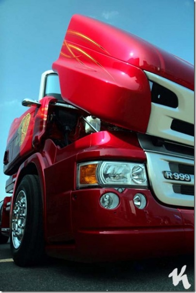 Bizarrices Automotivas: Scania R999 “Red Pearl”